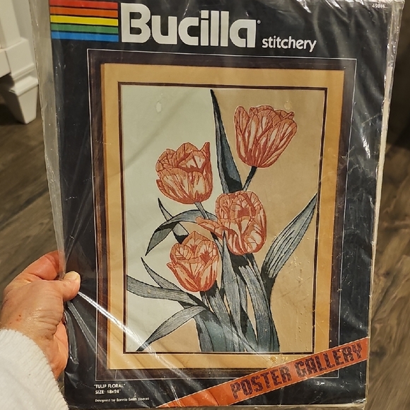 Bucilla | Art | Nwt Vintage Bucilla Tulip Stitchery Kit Wool Persian ...
